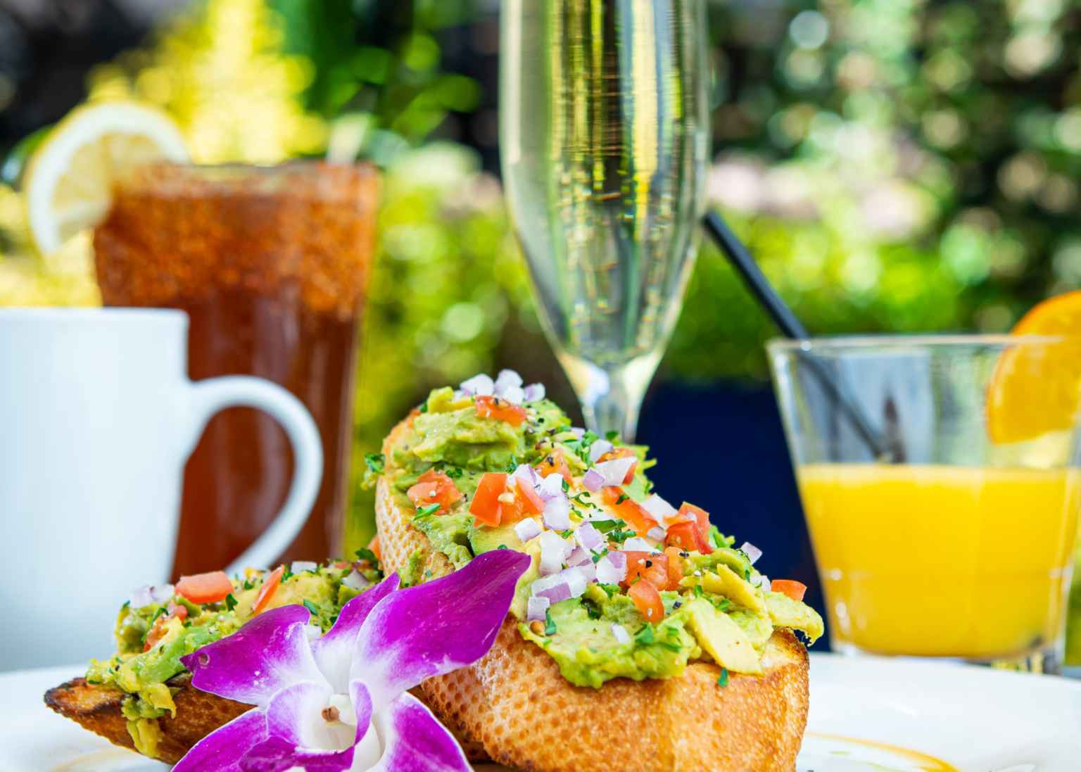 Fresno Sunday Brunch - The Point Patio Bar & Bistro