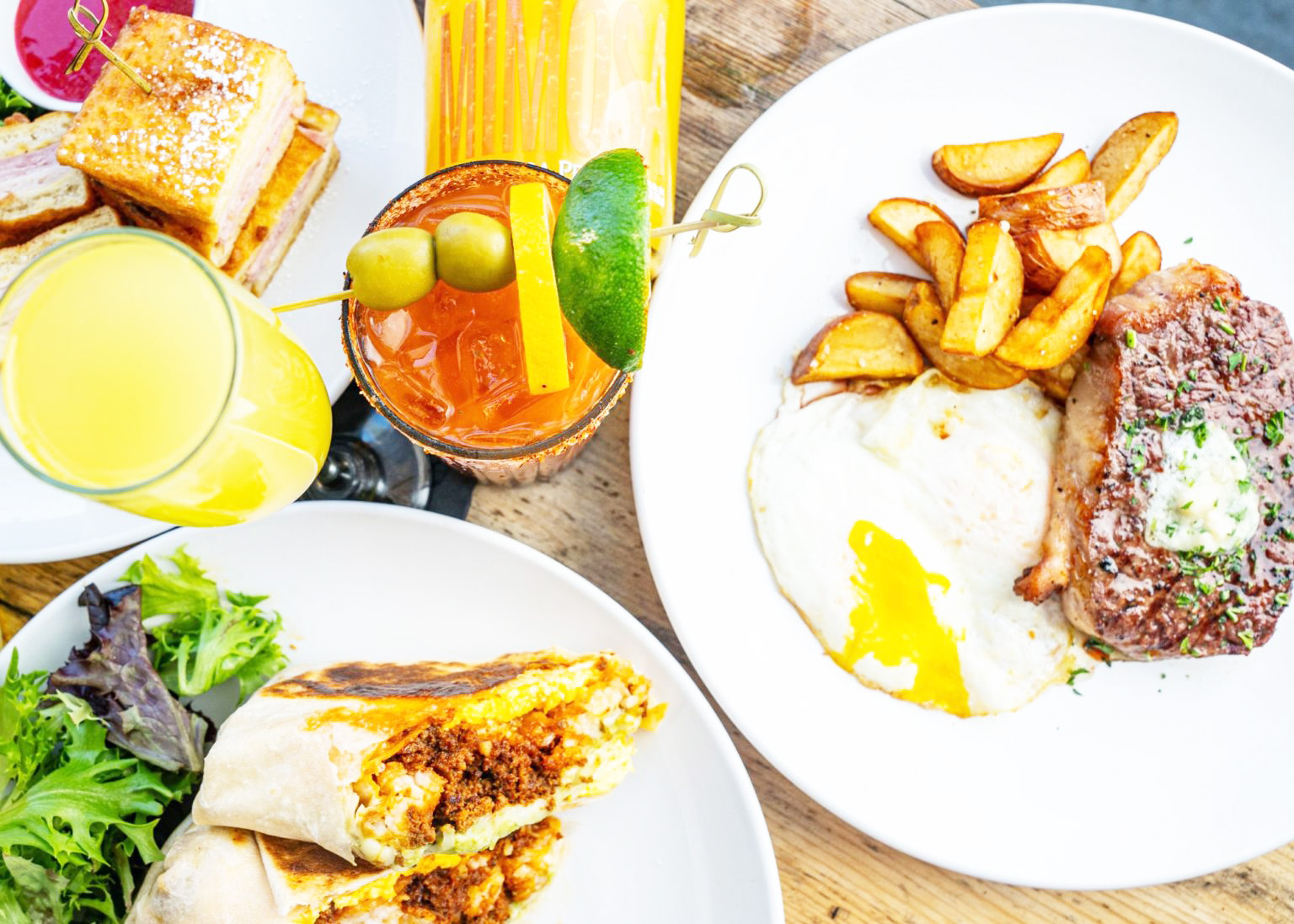 Sunday Brunch | The Point Patio Bar and Bistro